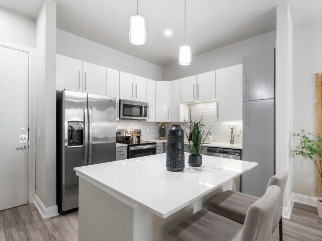 1 Bedroom Apartment for Rent at 2950 Old Spanish Trl, Houston, TX 77054 Astrodome