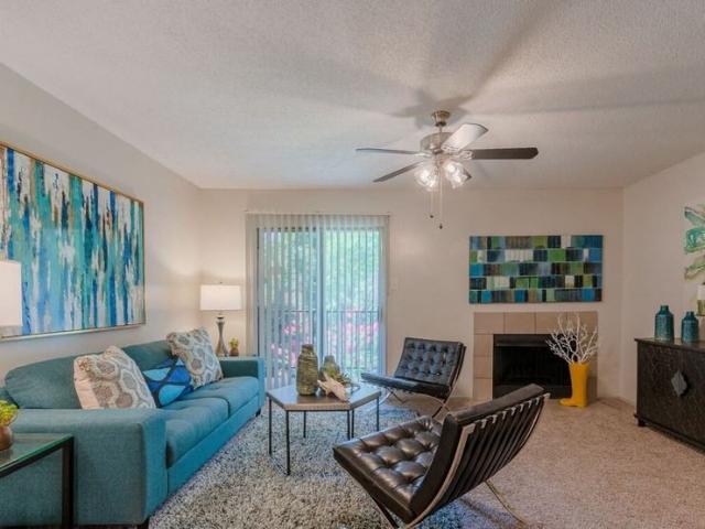 1 Bedroom Apartment for Rent at 2006 Park Place Blvd #3907, Bedford, TX 76021