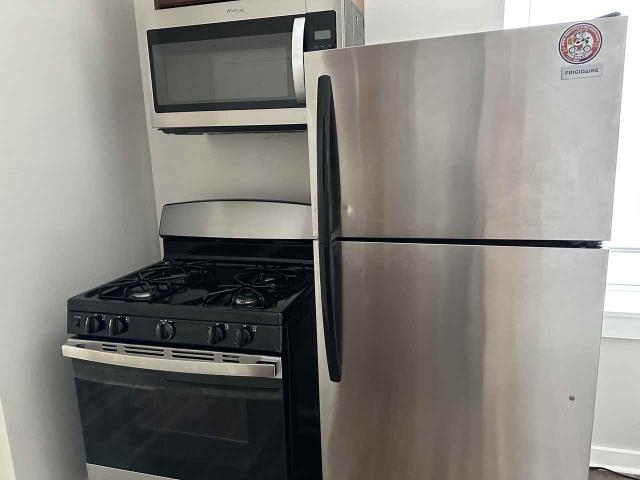 1 Bedroom Apartment for Rent at 204 Market Street #9, Passaic, NJ 07055
