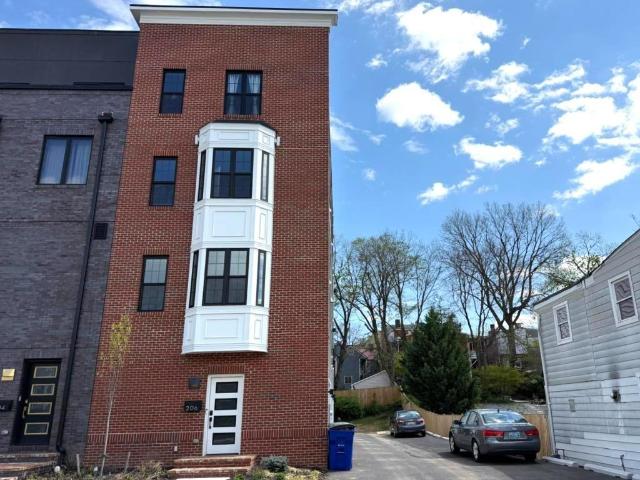1 Bedroom Apartment for Rent at 206 Broadway St, Frederick, MD 21701