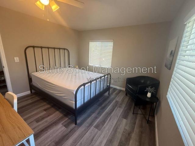 1 Bedroom Apartment for Rent at 209 Madison Ave #D, Redwood City, CA 94061 Roosevelt