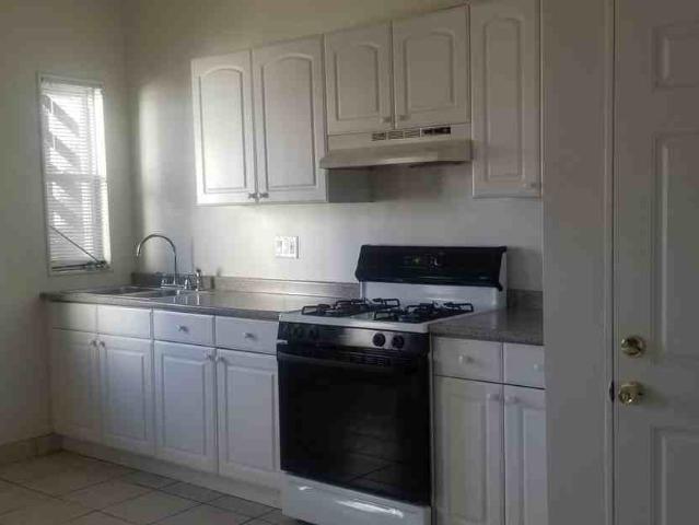 1 Bedroom Apartment for Rent at 211 White St #2R, Lowell, MA 01854 Pawtucketville