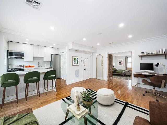 1 Bedroom Apartment for Rent at 211 Pavonia Avenue #3, Jersey City, NJ 07302 Historic Downtown