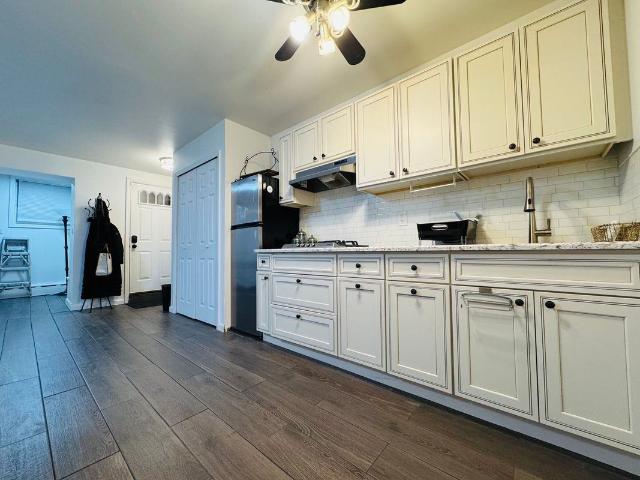 1 Bedroom Apartment for Rent at 2121 38th St #1, New York, NY 11105 Astoria