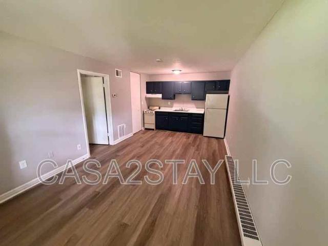1 Bedroom Apartment for Rent at 2188 Saint Johns Pl #2188, Louisville, KY 40210 Algonquin