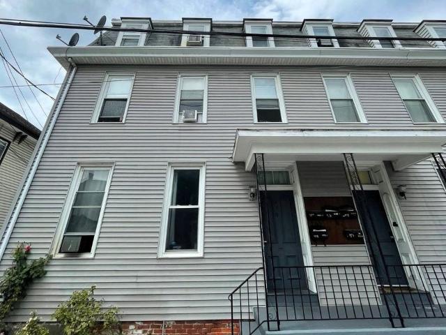1 Bedroom Apartment for Rent at 219 W Water St, Middletown, PA 17057
