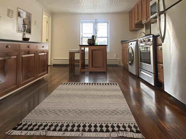 1 Bedroom Apartment for Rent at 219 Pavonia Avenue #3, Jersey City, NJ 07302 Historic Downtown