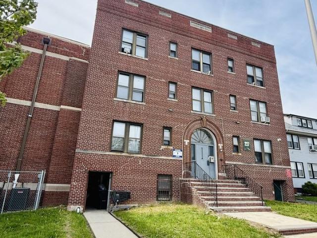 1 Bedroom Apartment for Rent at 227 North Oraton Parkway #307, East Orange, NJ 07017