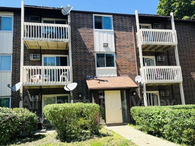 1 Bedroom Apartment for Rent at 2246 W Nichols Rd #A, Arlington Heights, IL 60004