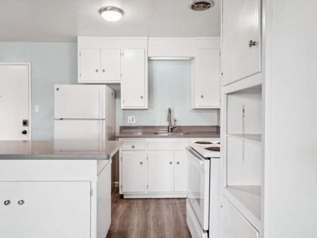 1 Bedroom Apartment for Rent at 22555 Linden St #12, Hayward, CA 94541 Upper B Street