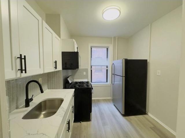 1 Bedroom Apartment for Rent at 225 Academy Street #4, Jersey City, NJ 07306 Journal Square