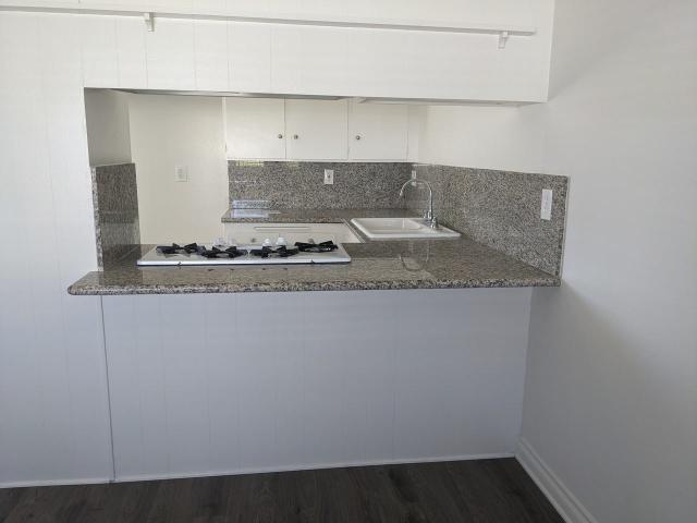 1 Bedroom Apartment for Rent at 2265 241st Street #16, Lomita, CA 90717 Lomita