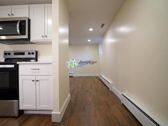 1 Bedroom Apartment for Rent at 22 Snow St #4, Boston, MA 02135 St. Elizabeth's