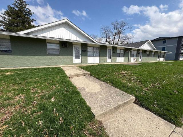 1 Bedroom Apartment for Rent at 2310 N Oakwood Ave, Muncie, IN 47304