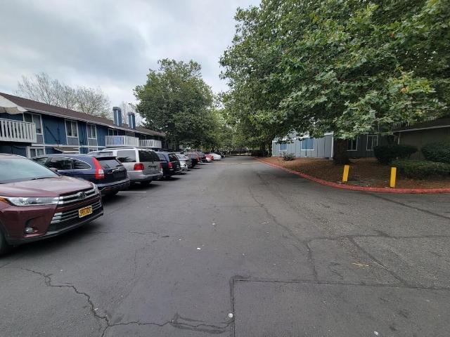 1 Bedroom Apartment for Rent at 2325 S 96th St, Tacoma, WA 98444 South End