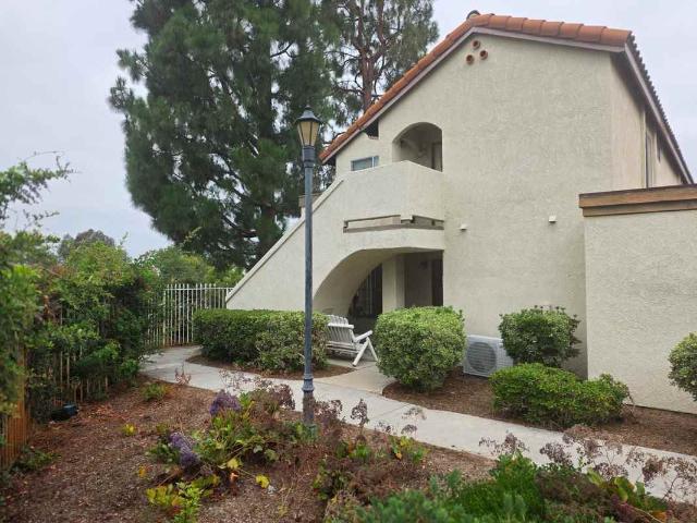 1 Bedroom Apartment for Rent at 23395 La Crescenta #A, Mission Viejo, CA 92691