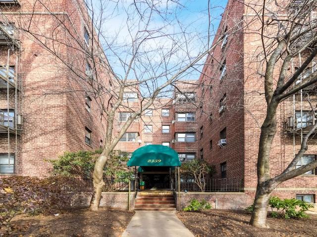 1 Bedroom Apartment for Rent at 2339 Hudson Ter, Fort Lee, NJ 07024