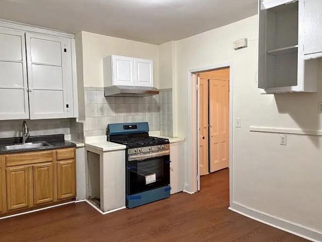 1 Bedroom Apartment for Rent at 23 1/2 Merchant Street #1, Newark, NJ 07105 North Ironbound