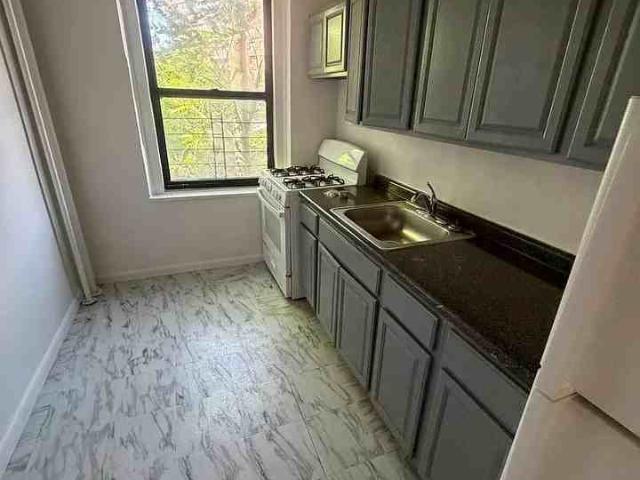 1 Bedroom Apartment for Rent at 3470 Cannon Pl, New York, NY 10463 Kingsbridge