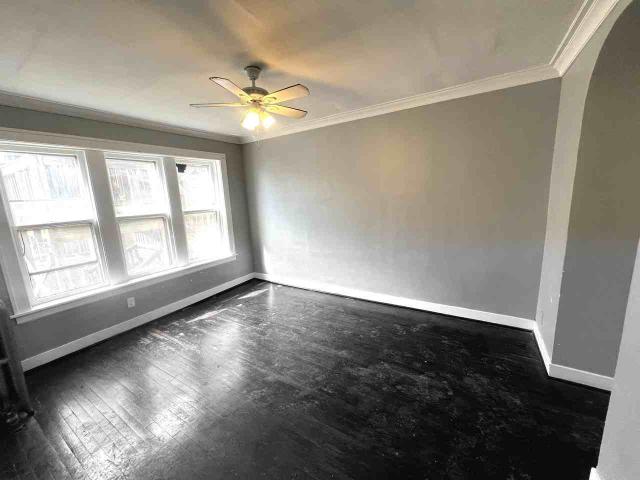 1 Bedroom Apartment for Rent at 355 W 120th St #1, Chicago, IL 60628 West Pullman