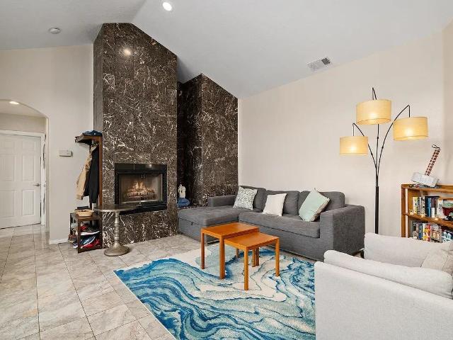 1 Bedroom Apartment for Rent at 3635 3rd Ave, San Diego, CA 92103 Hillcrest