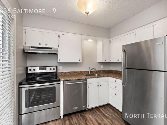 1 Bedroom Apartment for Rent at 3636 Baltimore Ave #9, Kansas City, MO 64111 Hanover Place