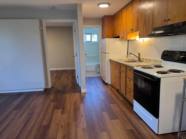 1 Bedroom Apartment for Rent at 3655 13th Ave W #2, Seattle, WA 98119 North Queen Anne