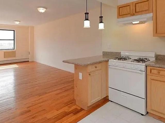 1 Bedroom Apartment for Rent at 36 Hilton Ave #108, Hempstead, NY 11550 Hempstead