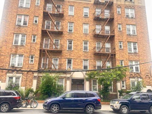 1 Bedroom Apartment for Rent at 36 20 Parsons Boulevard #4E, New York, NY 11354 Flushing