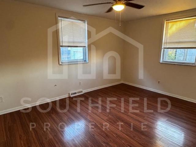 1 Bedroom Apartment for Rent at 3735 Lovell Ave #3, Cheviot, OH 45211 Cheviot