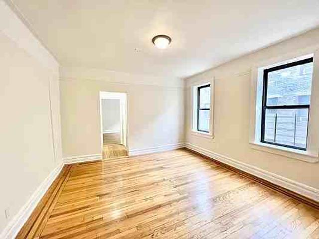 1 Bedroom Apartment for Rent at 37 40 81st Street #B12, New York, NY 11372 Jackson Heights
