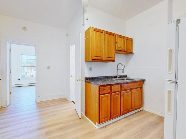 1 Bedroom Apartment for Rent at 382 Crown St, New Haven, CT 06511 Dwight