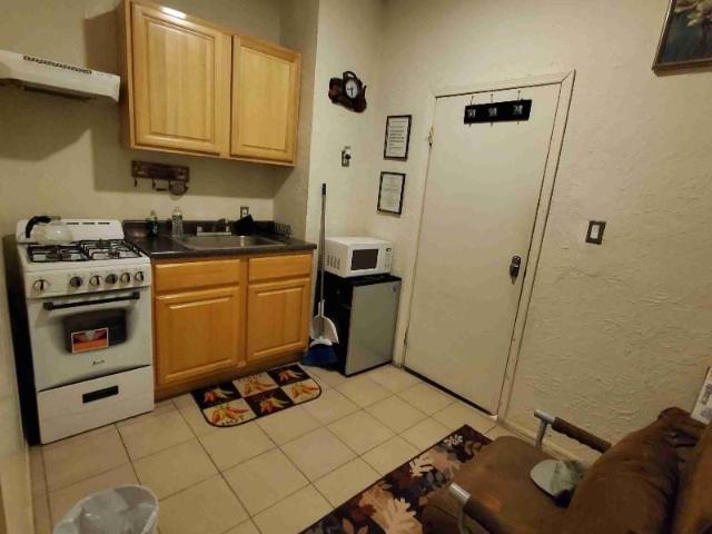 1 Bedroom Apartment for Rent at 3037 Yates Ave #B1, New York, NY 10469 Allerton