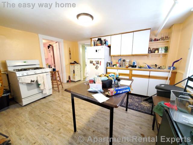 1 Bedroom Apartment for Rent at 305 Rindge Ave #B, Cambridge, MA 02140 North Cambridge