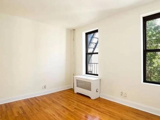 1 Bedroom Apartment for Rent at 30 49 Crescent Street #H1D3, New York, NY 11102 Astoria