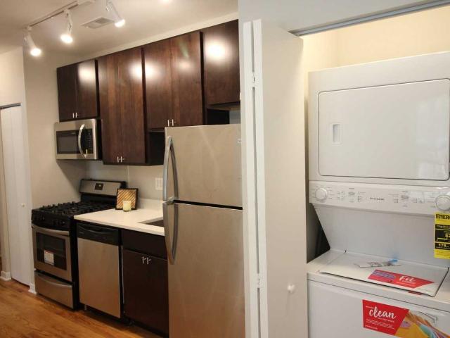 1 Bedroom Apartment for Rent at 3104 W Sunnyside Ave #3R, Chicago, IL 60625 Albany Park