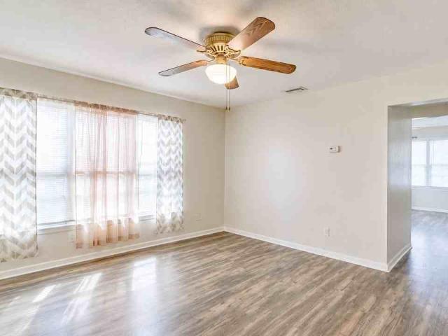1 Bedroom Apartment for Rent at 310 Charles St #3, Port Orange, FL 32129