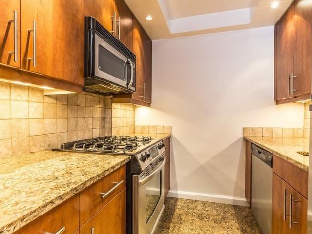 1 Bedroom Apartment for Rent at 320 W 58th St #8C, New York, NY 10019 Hell's Kitchen