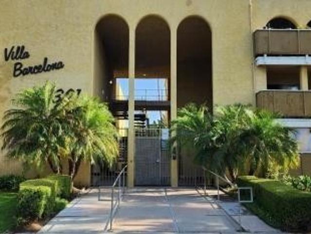 1 Bedroom Apartment for Rent at 321 East Orangewood Avenue #1X1, Anaheim, CA 92802
