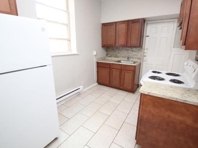 1 Bedroom Apartment for Rent at 322 MELWOOD AVENUEAPT 3 #322 03, Pittsburgh, PA 15213 North Oakland