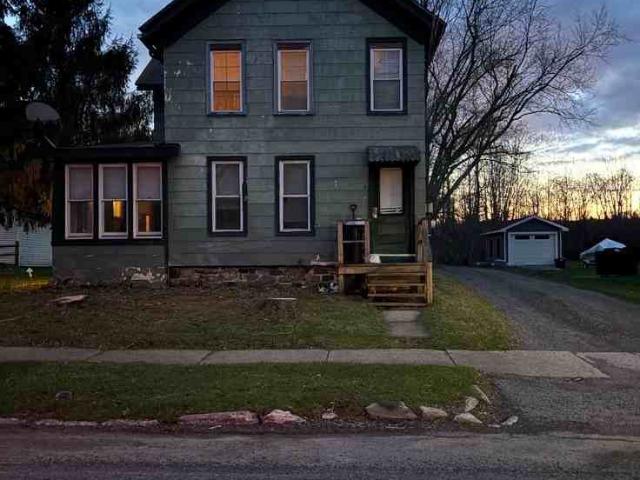 1 Bedroom Apartment for Rent at 337 Bleecker St #2, Gloversville, NY 12078