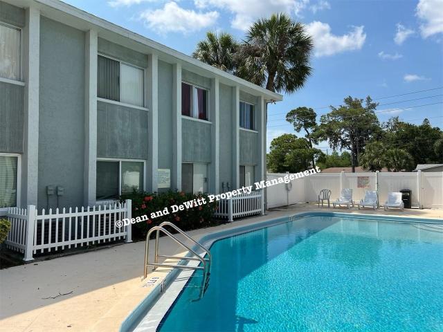1 Bedroom Apartment for Rent at 334 48th Ave N #228, Saint Petersburg, FL 33703