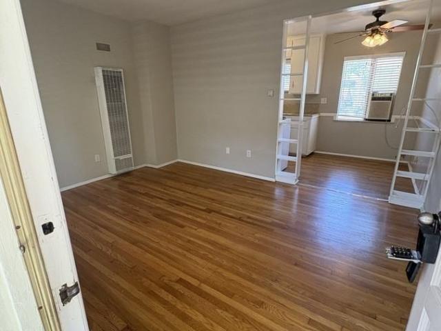 1 Bedroom Apartment for Rent at 335 S Los Robles Ave #E, Pasadena, CA 91101 Downtown Pasadena