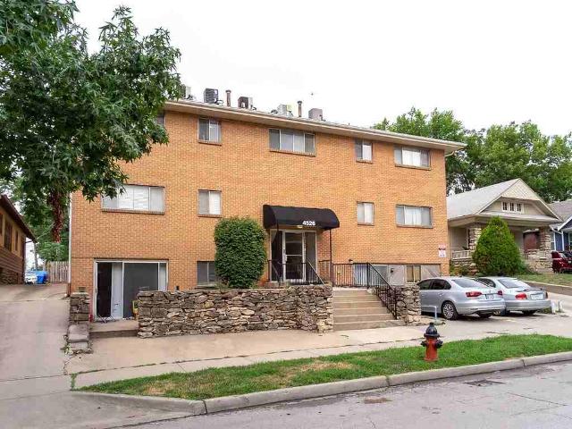 1 Bedroom Apartment for Rent at 4526 Jefferson St, Kansas City, MO 64111 Plaza Westport