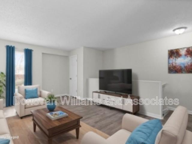 1 Bedroom Apartment for Rent at 4620 Central Ave #P, Charlotte, NC 28205 Sheffield Park