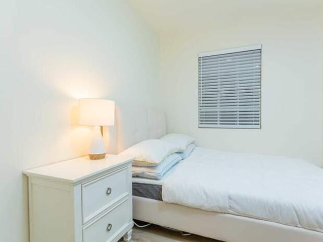 1 Bedroom Apartment for Rent at 46 S Lotus Ave #5, Pasadena, CA 91107