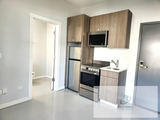 1 Bedroom Apartment for Rent at 4700 N Racine Ave #211, Chicago, IL 60640 Uptown