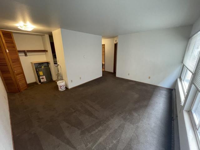 1 Bedroom Apartment for Rent at 4701 15th Ave Ne #05, Seattle, WA 98105 University District
