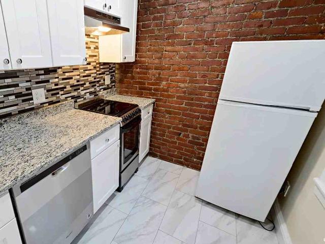 1 Bedroom Apartment for Rent at 47 Cameron St #5, Brookline, MA 02445 Brookline Village
