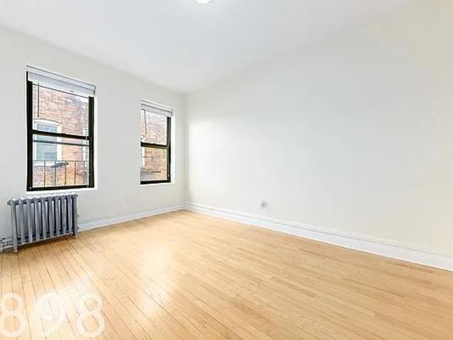 1 Bedroom Apartment for Rent at 48 16 46th Street #A5, New York, NY 11377 Long Island City